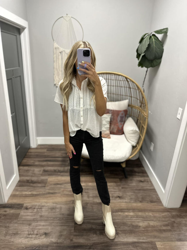 KAYE WHITE BUTTON FRONT LACE BLOUSE– Indulge Boutique